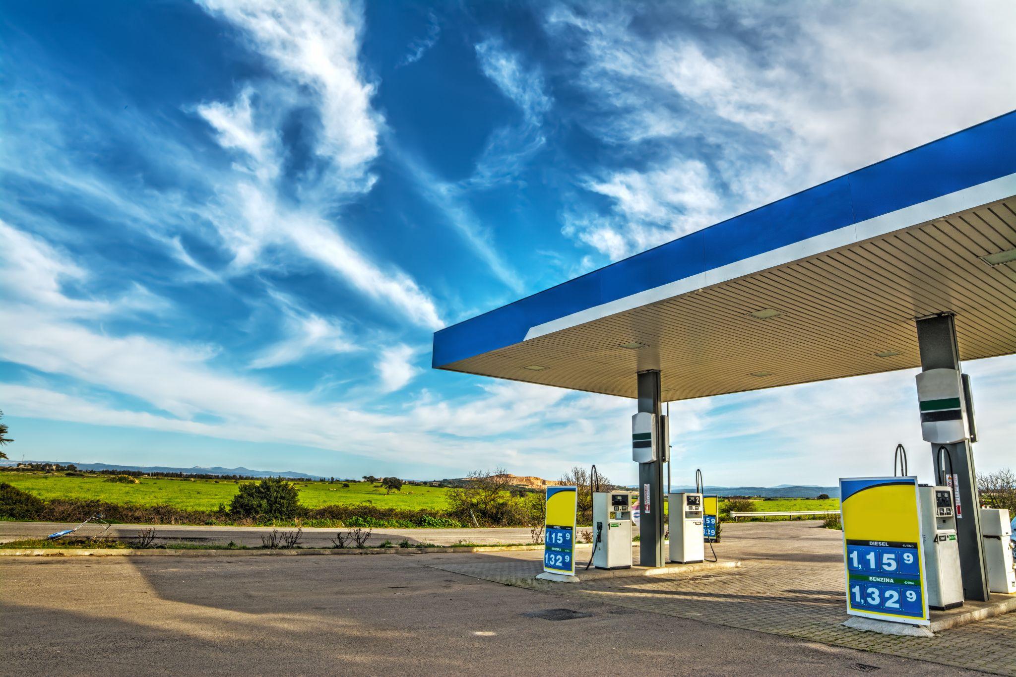 How Multi-Unit Gas Station Operators Can Cut Waste Disposal Costs ...
